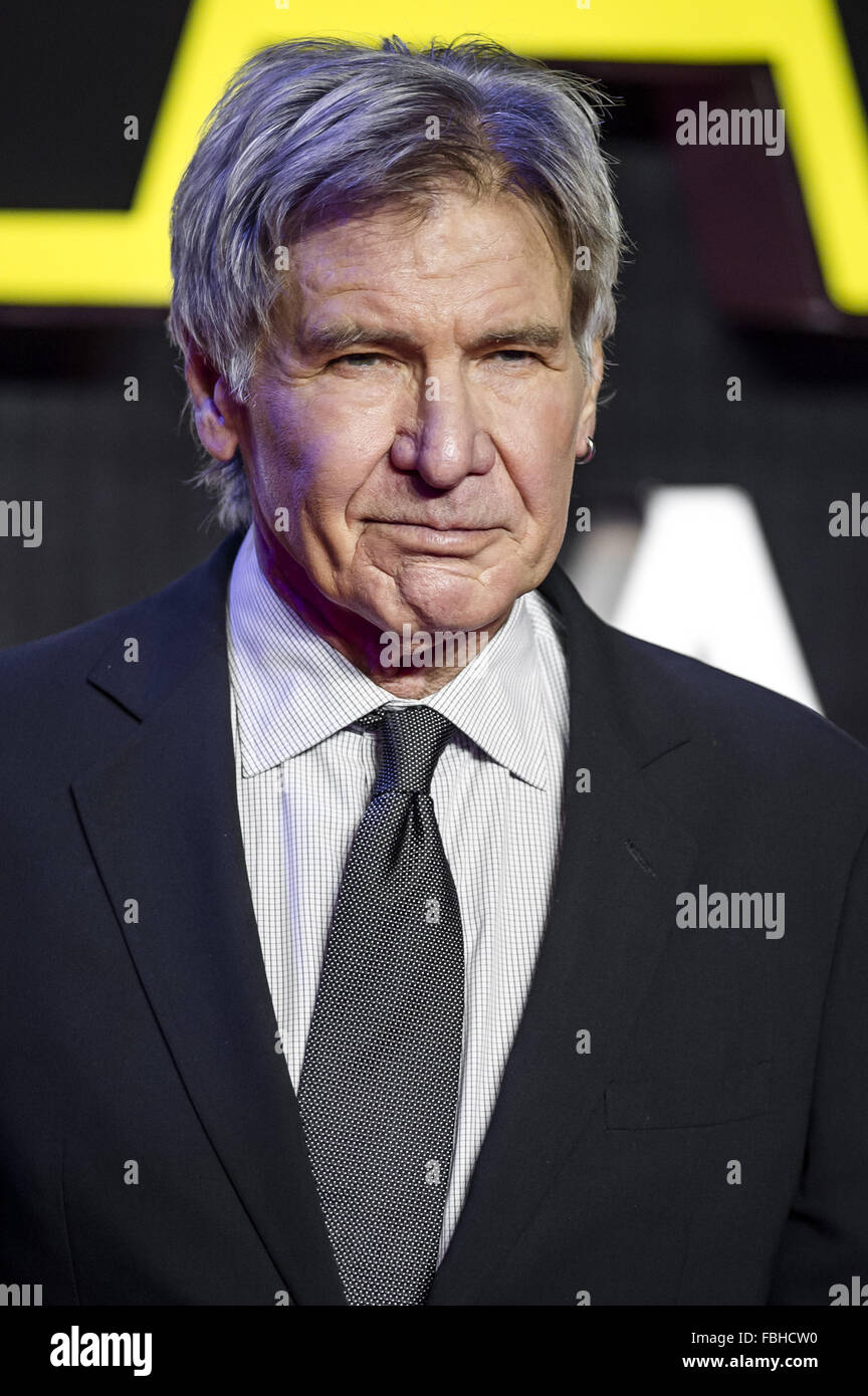 Star Wars: The Force Awakens - European film premiere Featuring ...