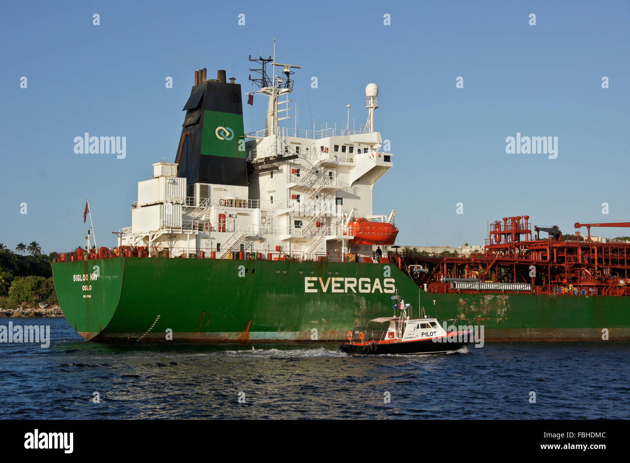 Havana port hi-res stock photography and images - Alamy