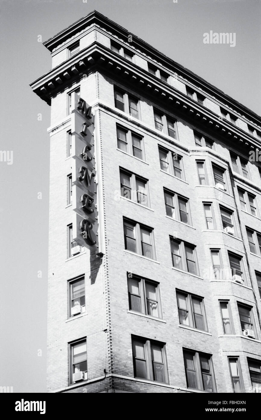 View of the Milner Hotel Detroit Stock Photo - Alamy