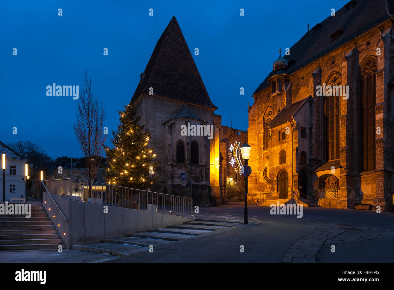 Village perchtolds hi-res stock photography and images - Alamy