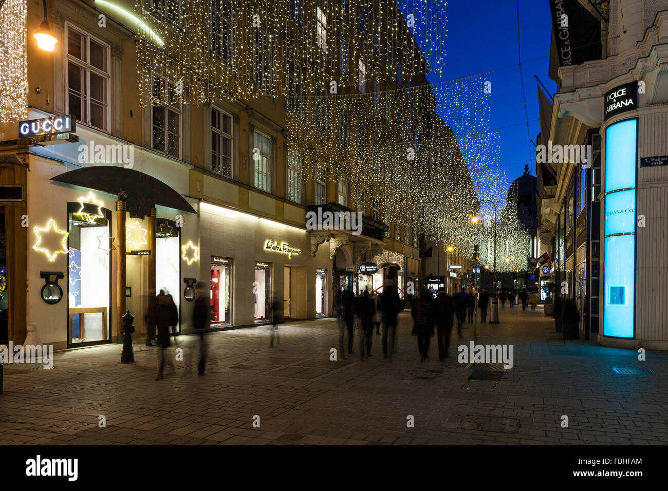 Christmas deko city centre hi-res stock photography and images - Alamy