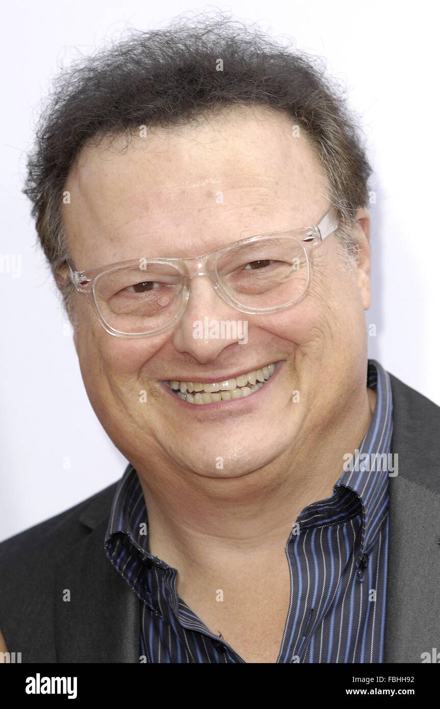 Los Angeles, CA, USA. 16th Jan, 2016. Wayne Knight at arrivals for KUNG ...