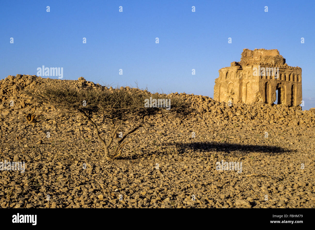 Qalhat, Oman. Remains of Bibi Maryam's Mausoleum Stock Photo - Alamy