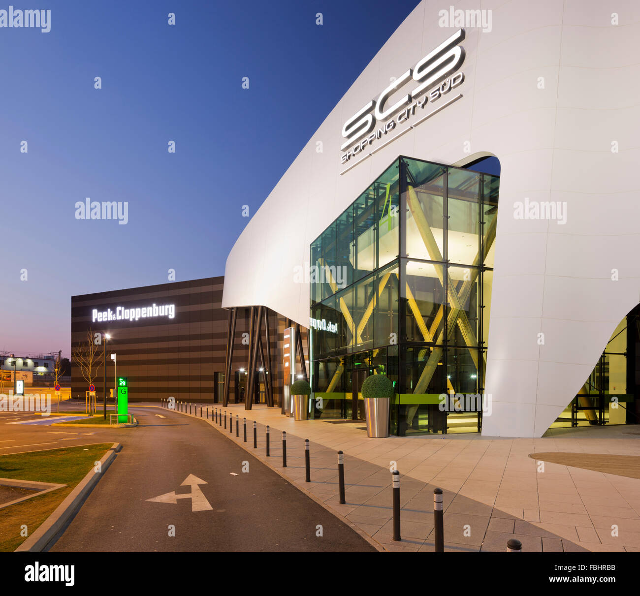 Shopping city süd scs shopping centre hi-res stock photography and ...