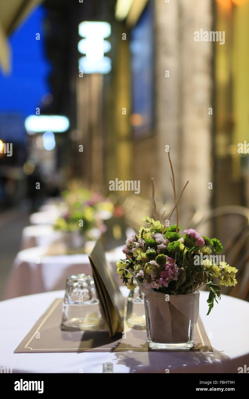 Cafe tables on Via Nazionale, Rome, Italy Stock Photo - Alamy