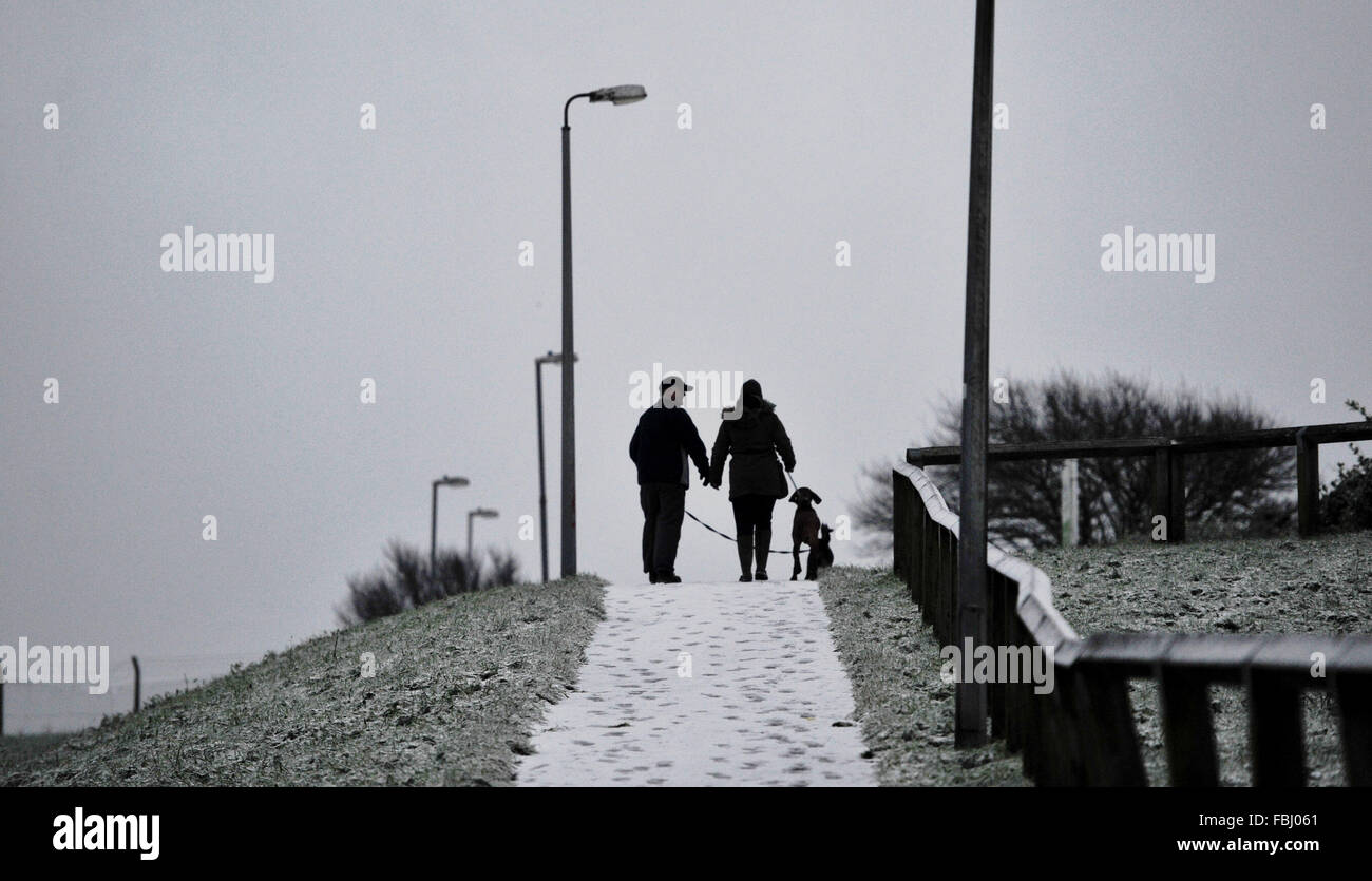 Brighton snow walks hi-res stock photography and images - Alamy