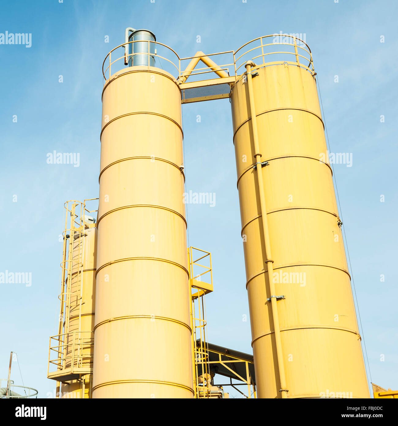 Industrial silos for the production of concrete Stock Photo - Alamy