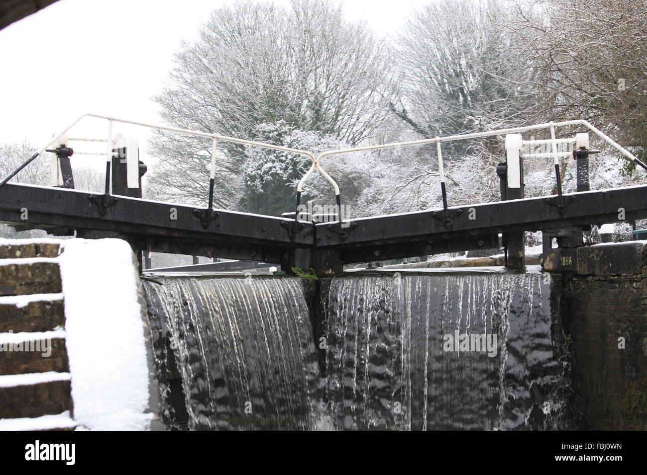 Flood lock hi-res stock photography and images - Alamy