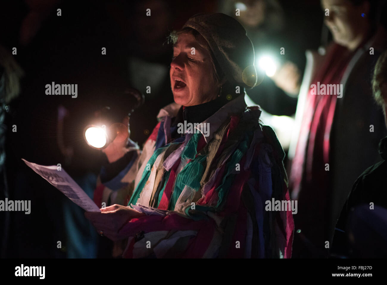 Essex, UK. 16th Jan, 2016. Wassailing for the first time in Clarence ...
