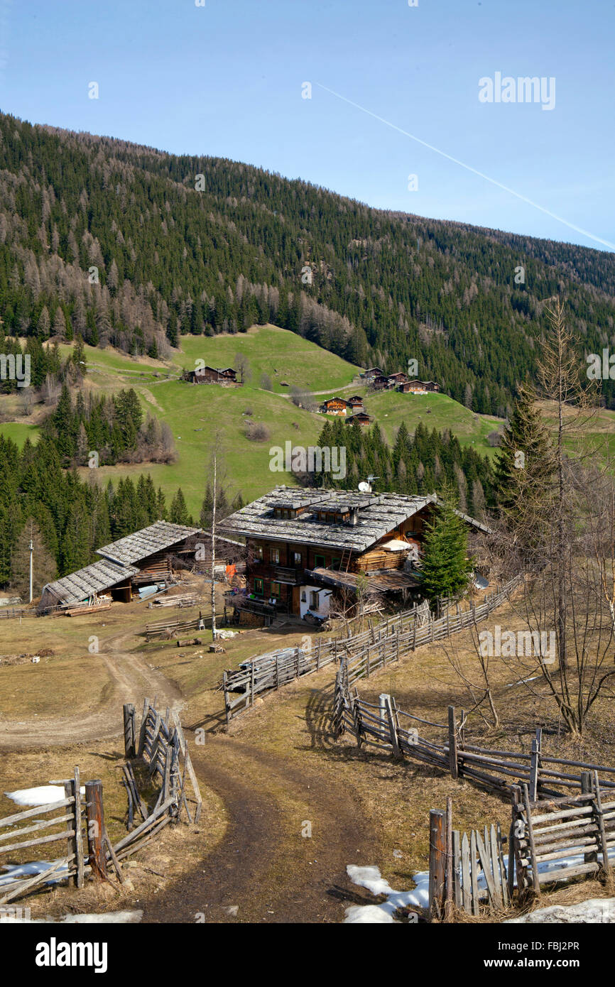 South Tyrolean mountain farms in the landscape Stock Photo - Alamy