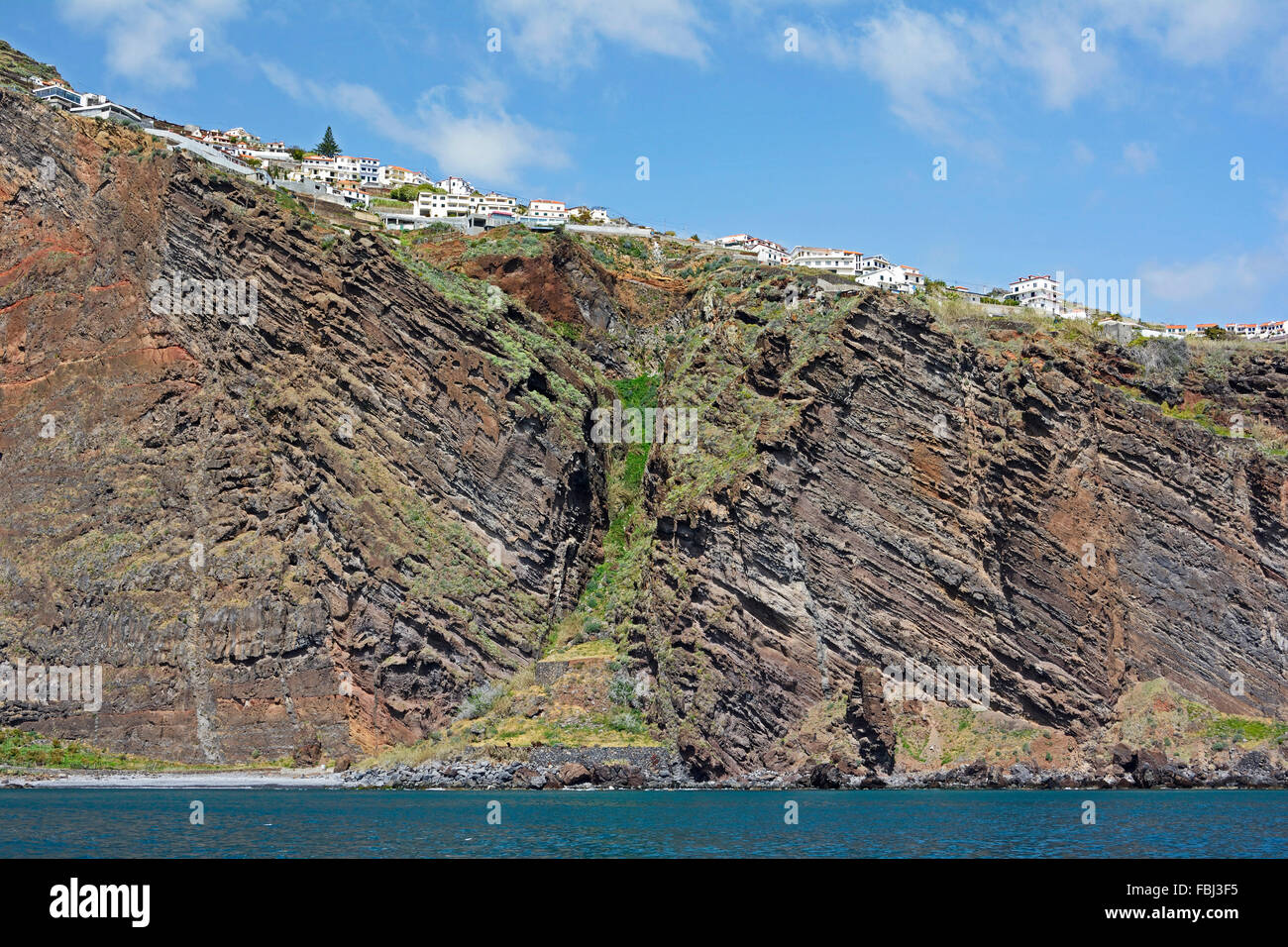 Madeira, south coast with rocks Stock Photo - Alamy