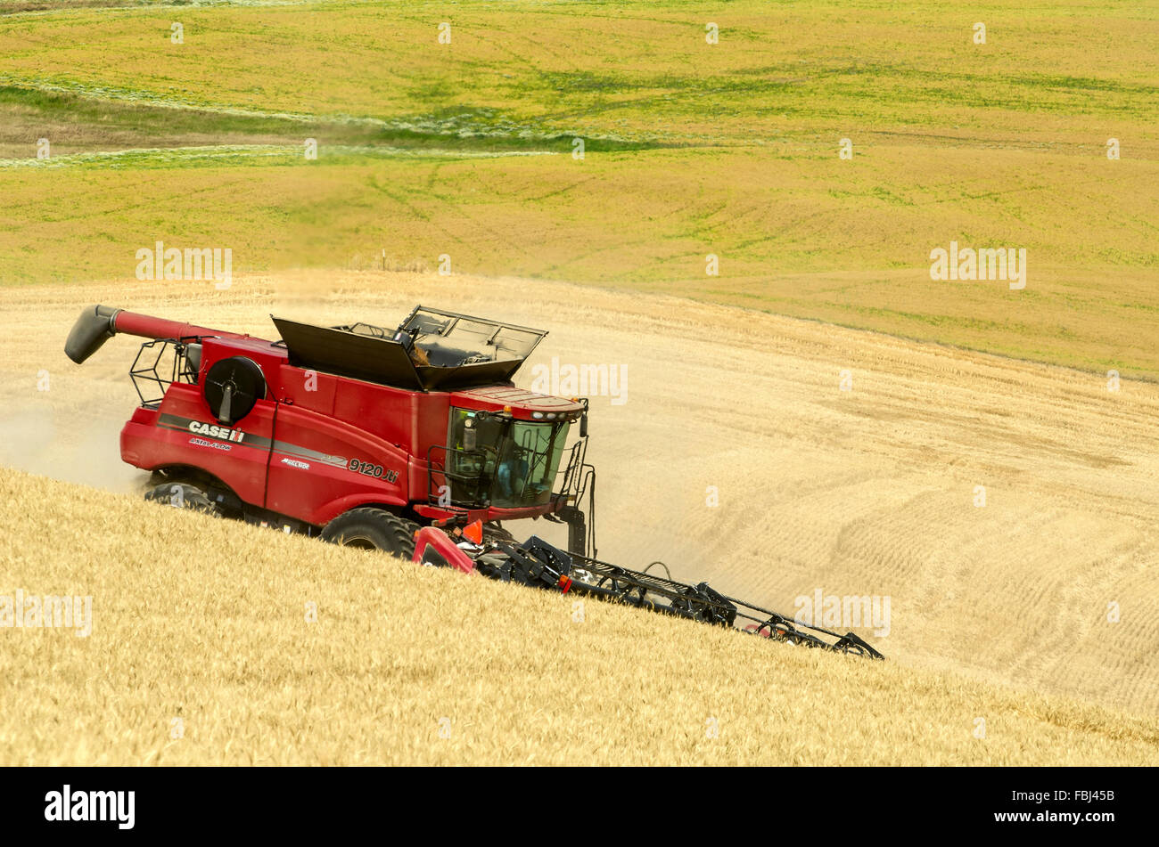 American harvesting machines hi-res stock photography and images - Alamy