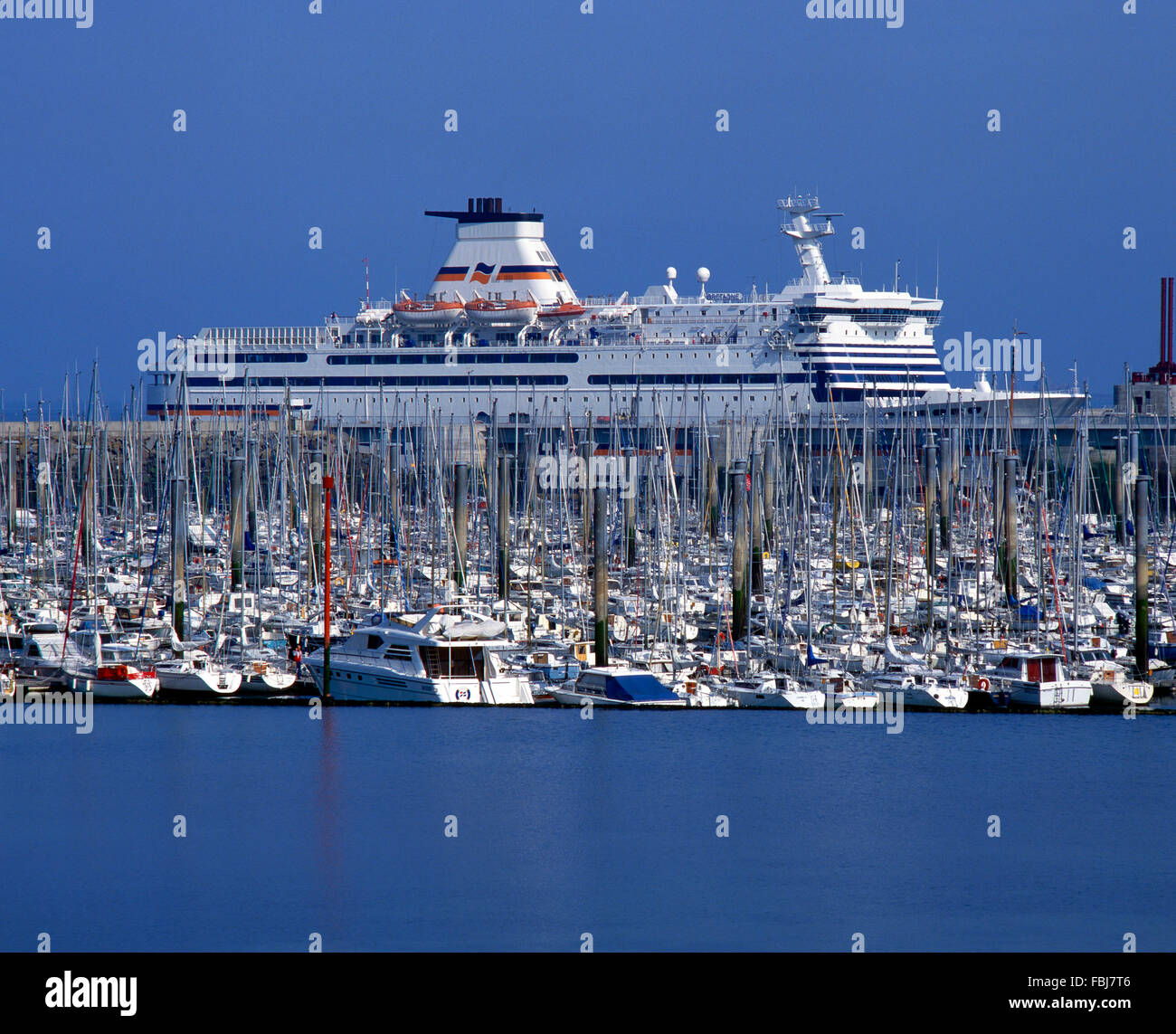 St servan hi-res stock photography and images - Alamy