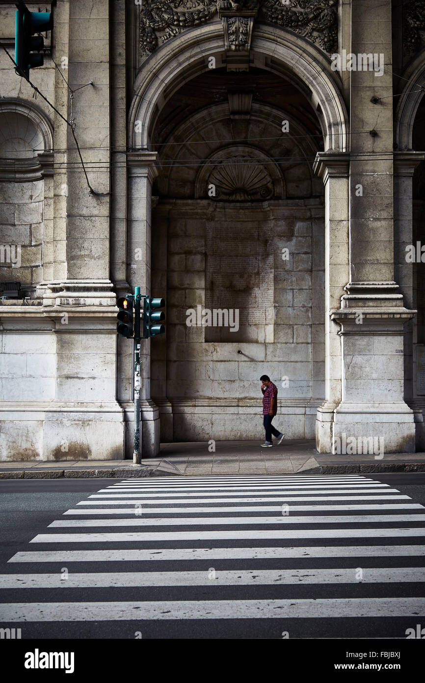 Archways, street, pedestrian in the background, traffic light, Genoa ...