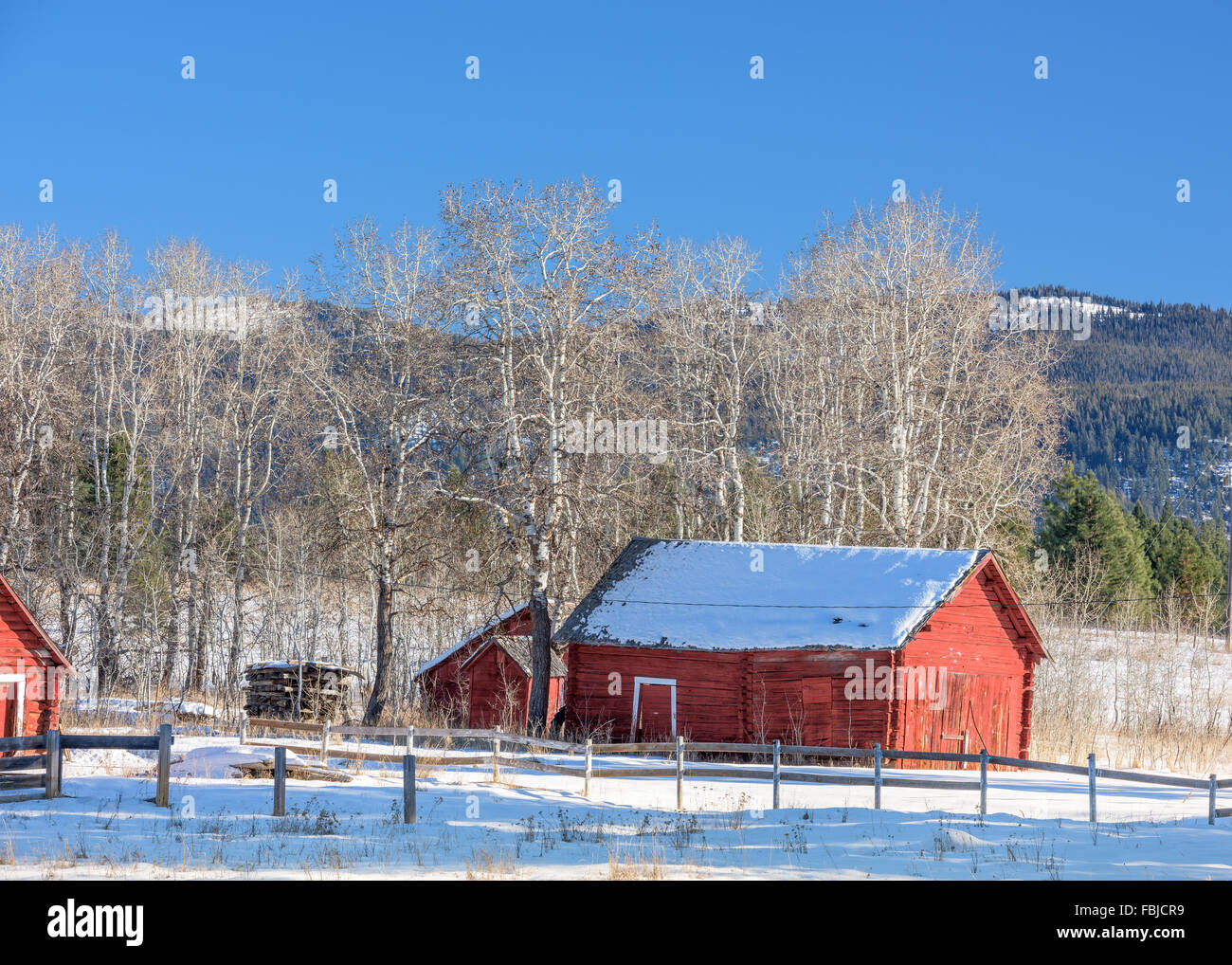 Red shed hi-res stock photography and images - Alamy