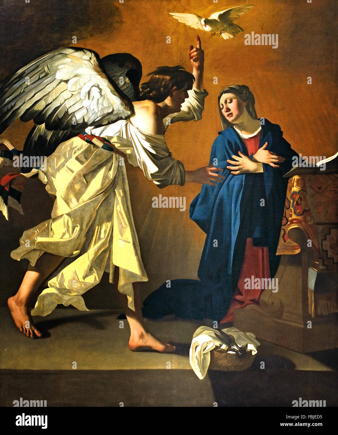 Dove with virgin mary hi-res stock photography and images - Alamy