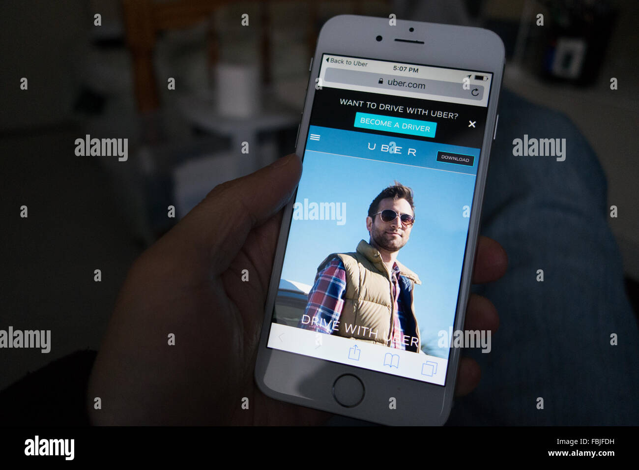 car sharing taxi app uber Stock Photo - Alamy