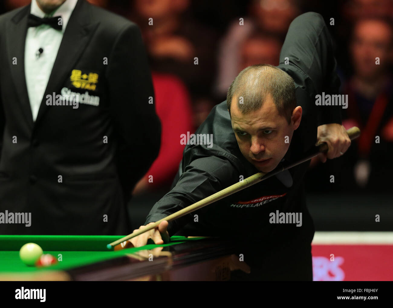 Alexandra Palace, London, UK. 17th Jan, 2016. Masters Snooker. Final ...