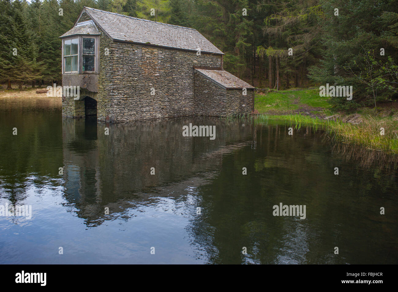Boathouse on Three Dubs Tarn Claife Heights Cumbria Stock Photo - Alamy