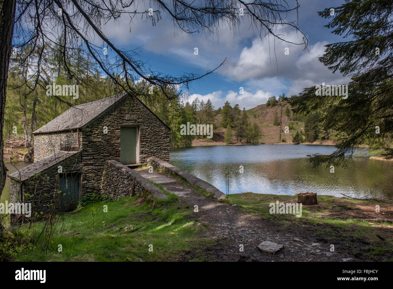 Boathouse on Three Dubs Tarn Claife Heights Cumbria Stock Photo - Alamy