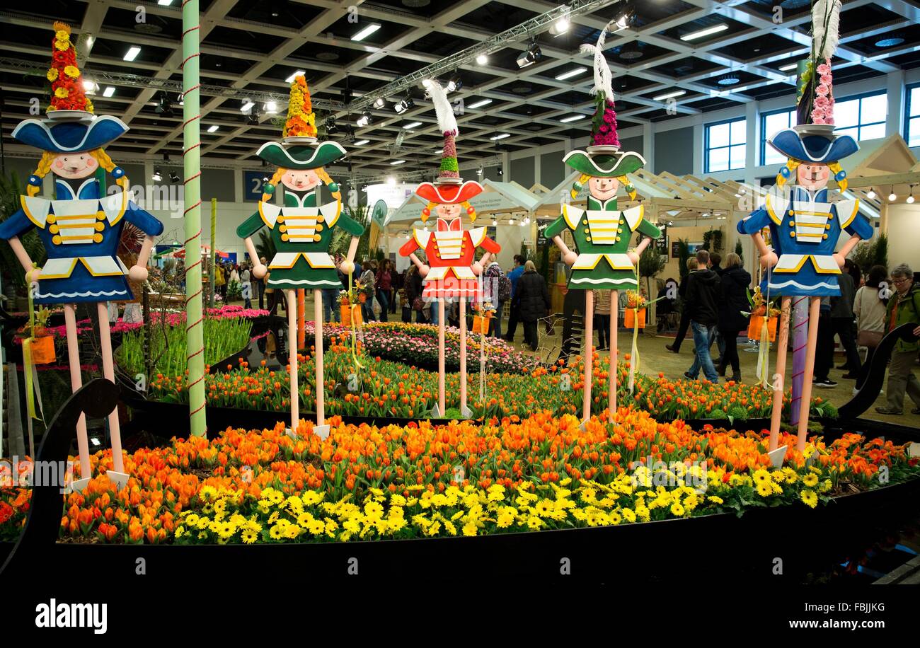 Berlin, Germany. 17th Jan, 2016. The 'Carneval of Flowers' on display ...