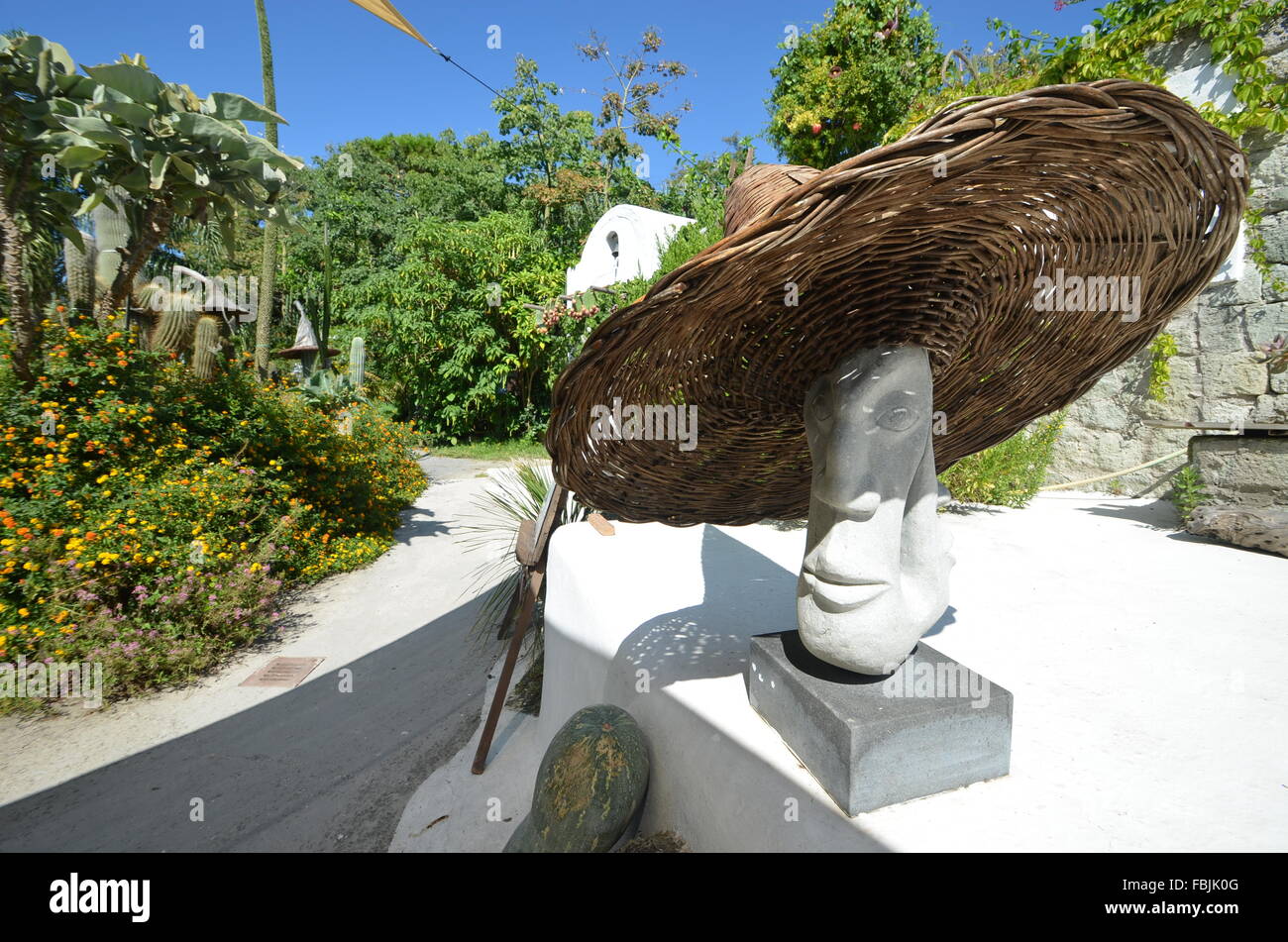 Wicker face hi-res stock photography and images - Alamy