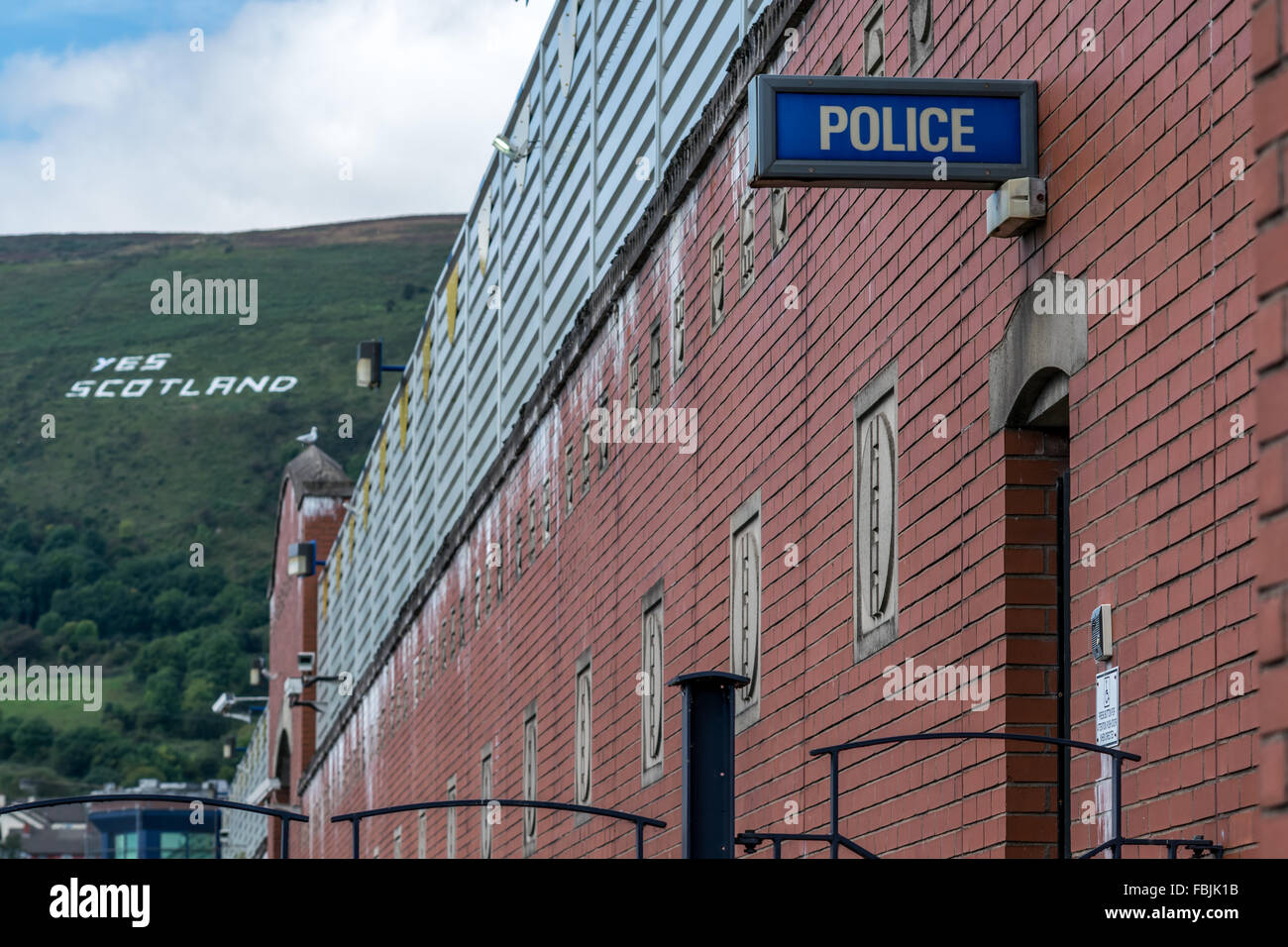 Northern ireland police station hi-res stock photography and images - Alamy