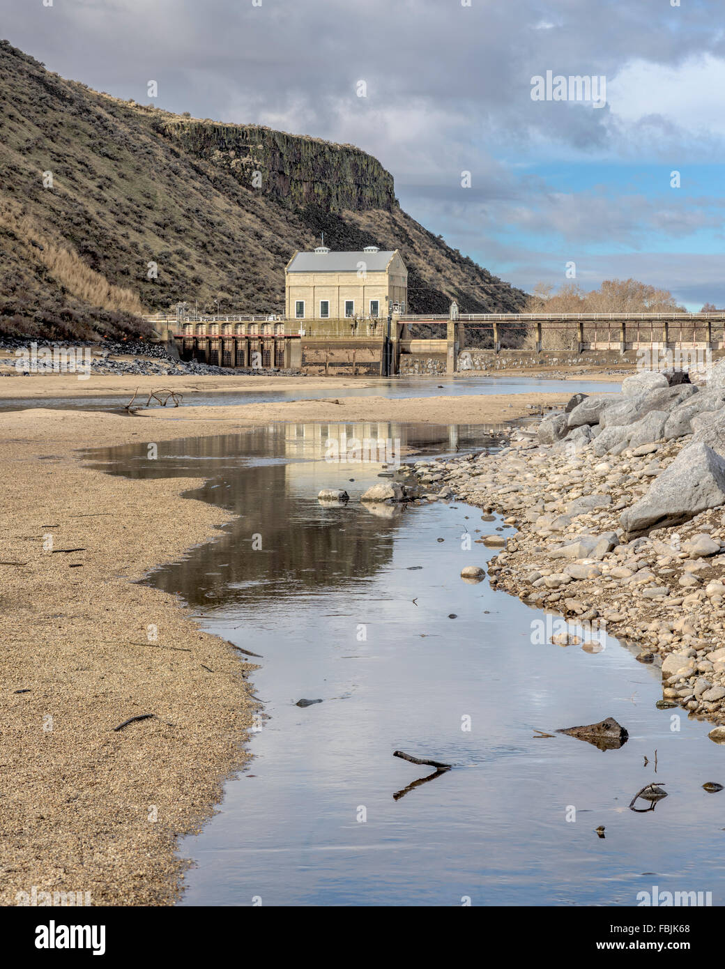 Boise River and Diversion dam at low water season winter Stock Photo ...