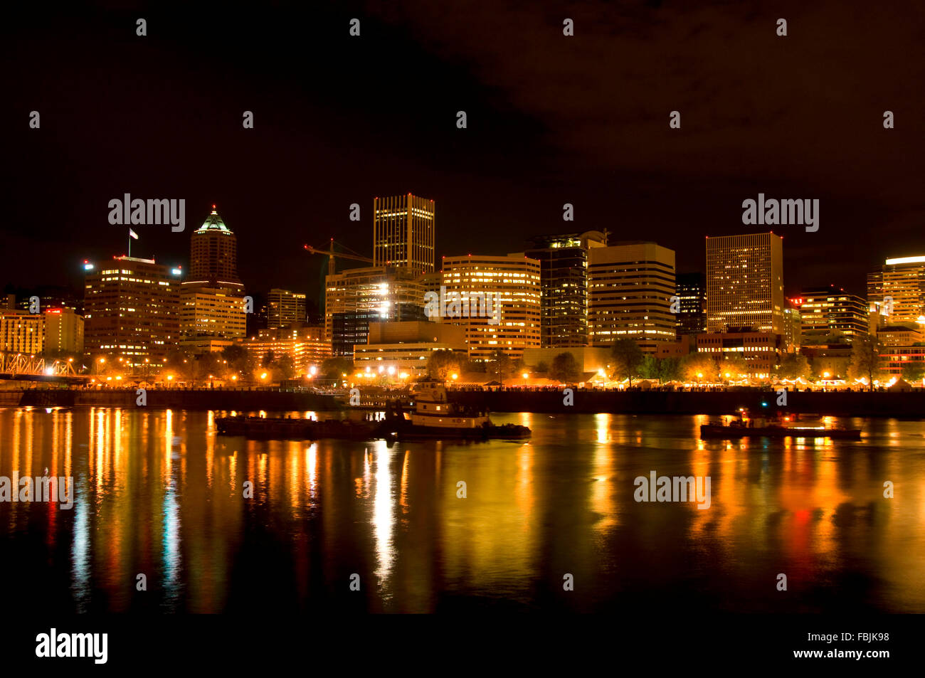 Portland skyline hi-res stock photography and images - Alamy