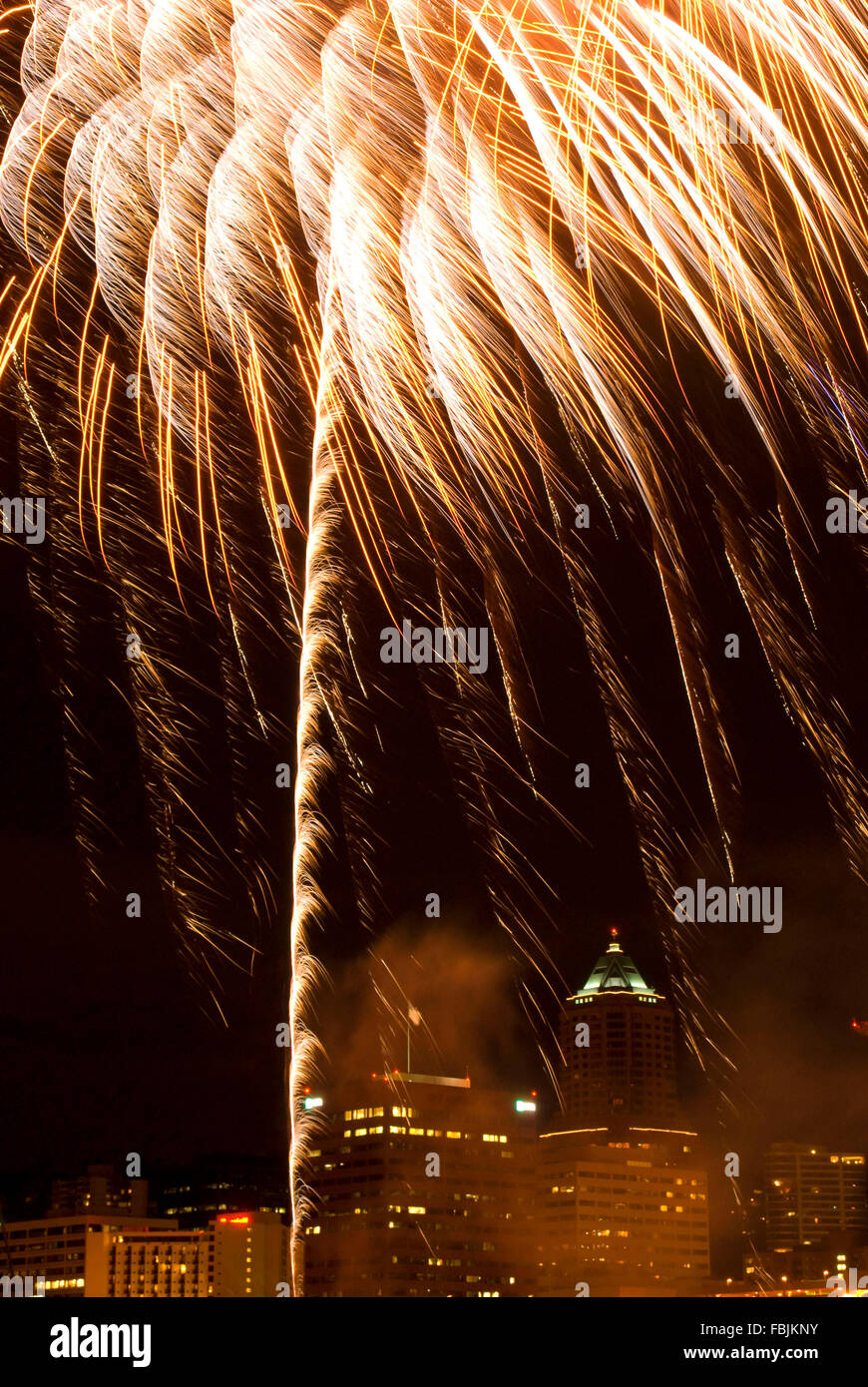 Fireworks during Cinco de Mayo Fiesta, Vera Katz Eastside Esplanade ...