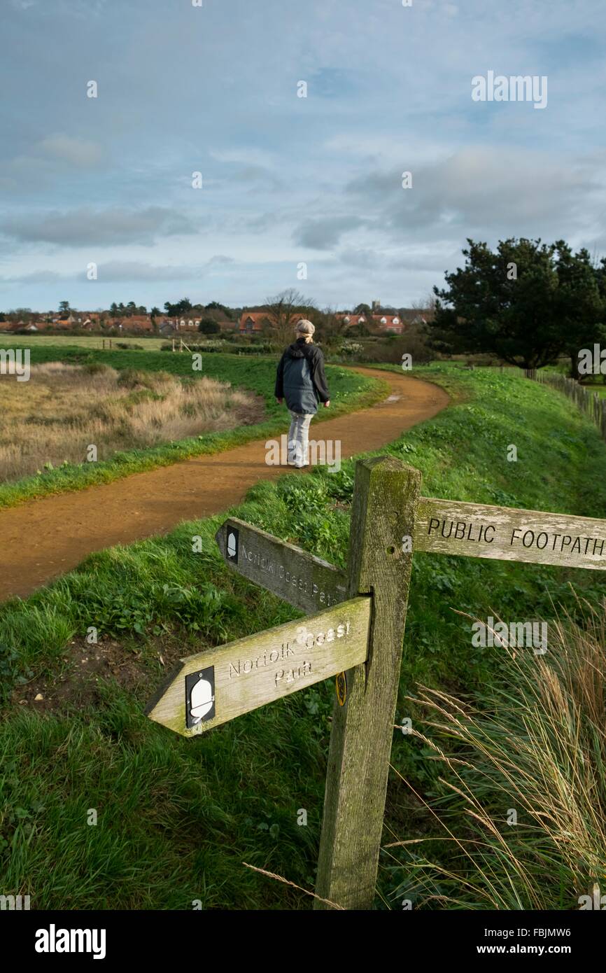 North Norfolk coastal path at Blakeney Stock Photo - Alamy