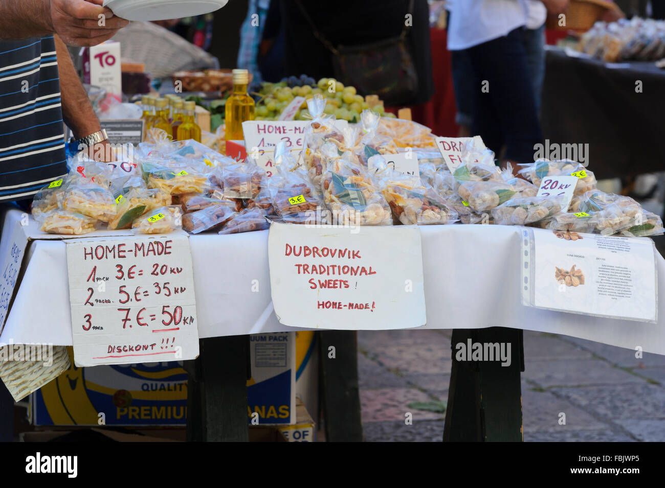 Local market dubrovnik hi-res stock photography and images - Alamy