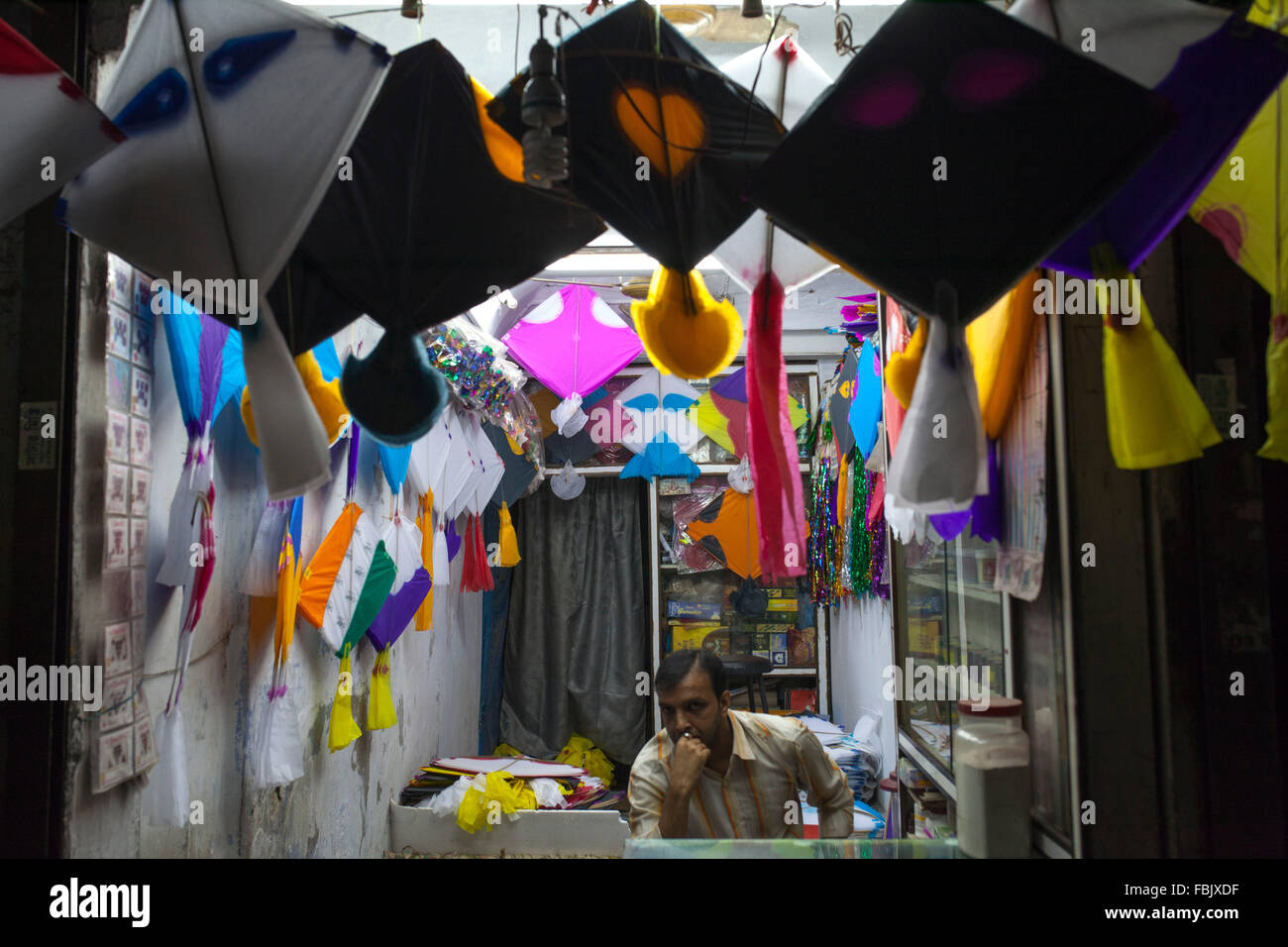 Fire kites hi-res stock photography and images - Alamy