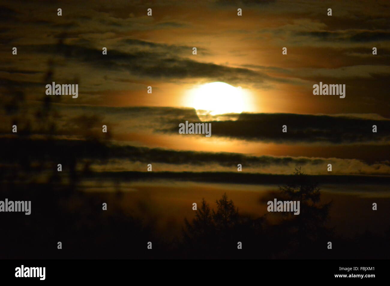 Orange moon hi-res stock photography and images - Alamy