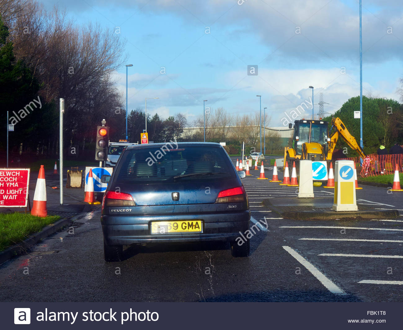 Cars Red Traffic Light Queue High Resolution Stock Photography and ...