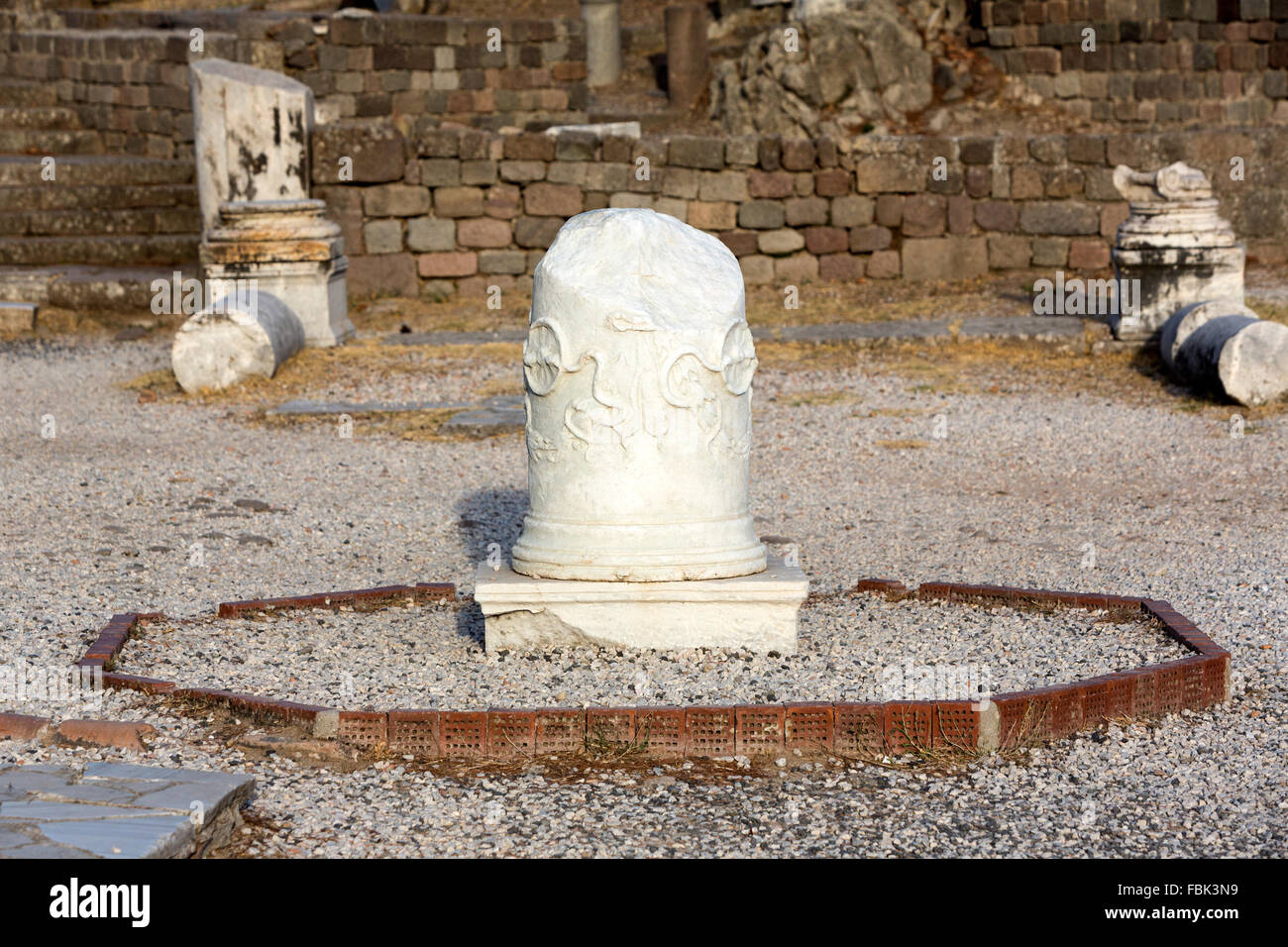 Propylon High Resolution Stock Photography and Images - Alamy