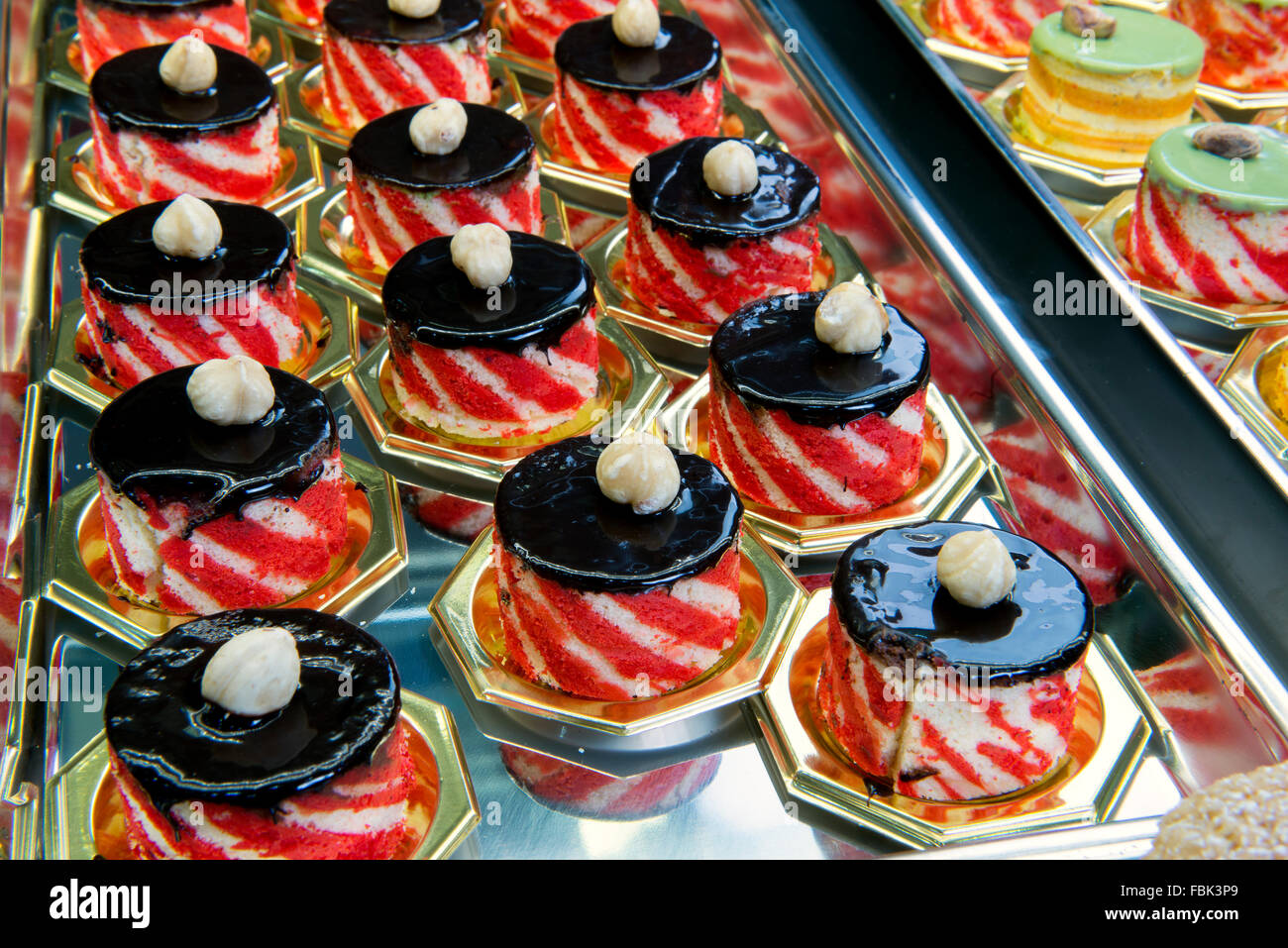 Display of delicious pastries in a italian pastry Stock Photo - Alamy