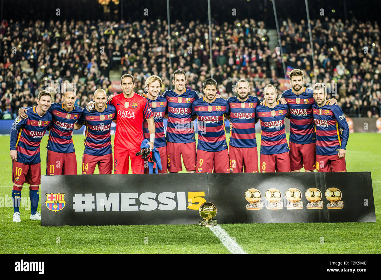 Fc barcelona team group photo hi-res stock photography and images - Alamy