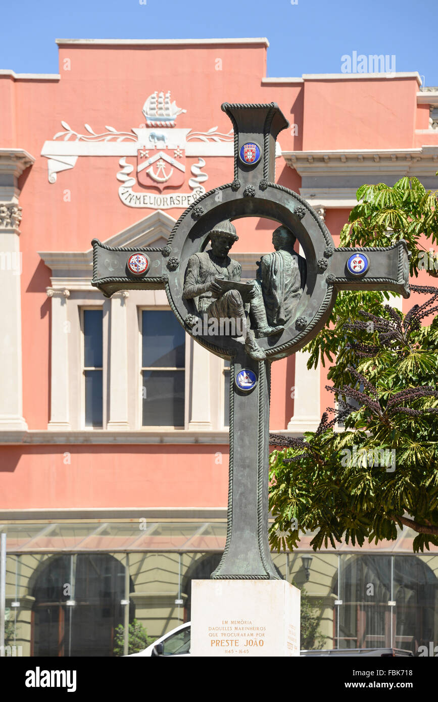 The Prestor John Memorial, Fleming Square, Port Elizabeth, Nelson ...