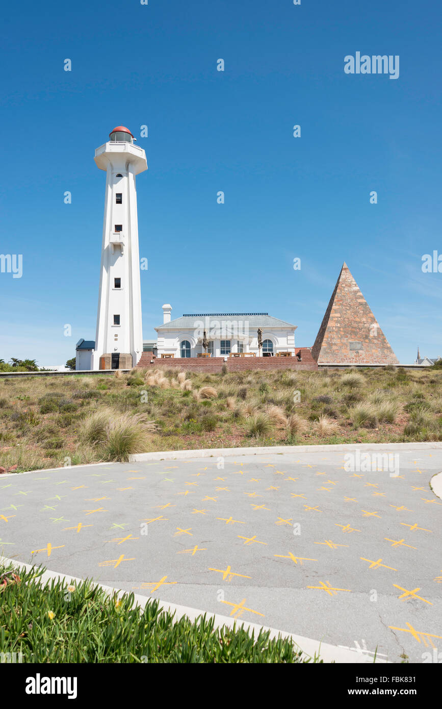 Lighthouse and Pyramid on Donkin Reserve, Port Elizabeth, Nelson ...