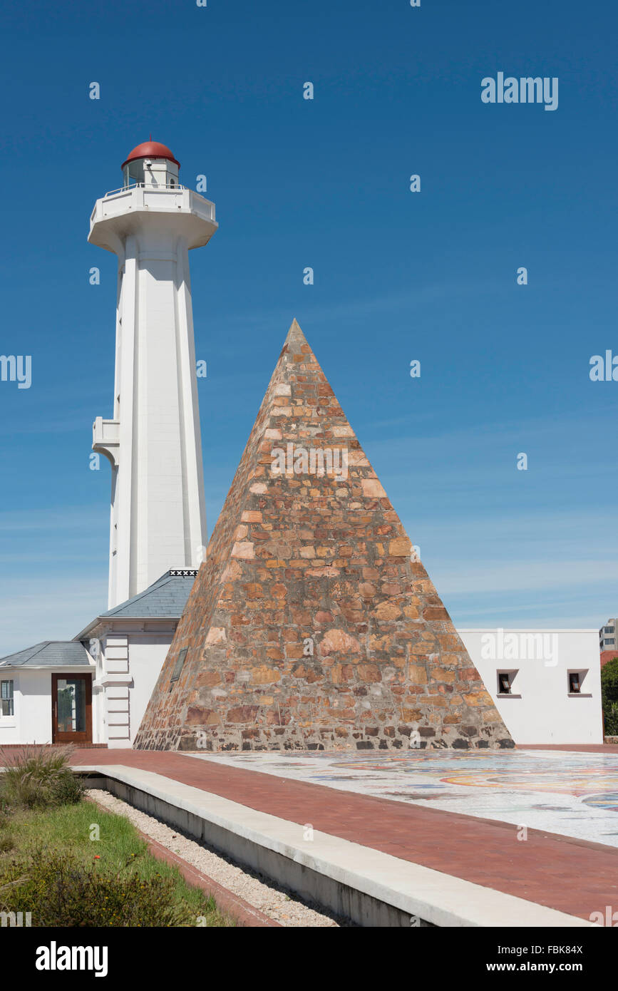 Lighthouse and Pyramid on Donkin Reserve, Port Elizabeth, Nelson ...