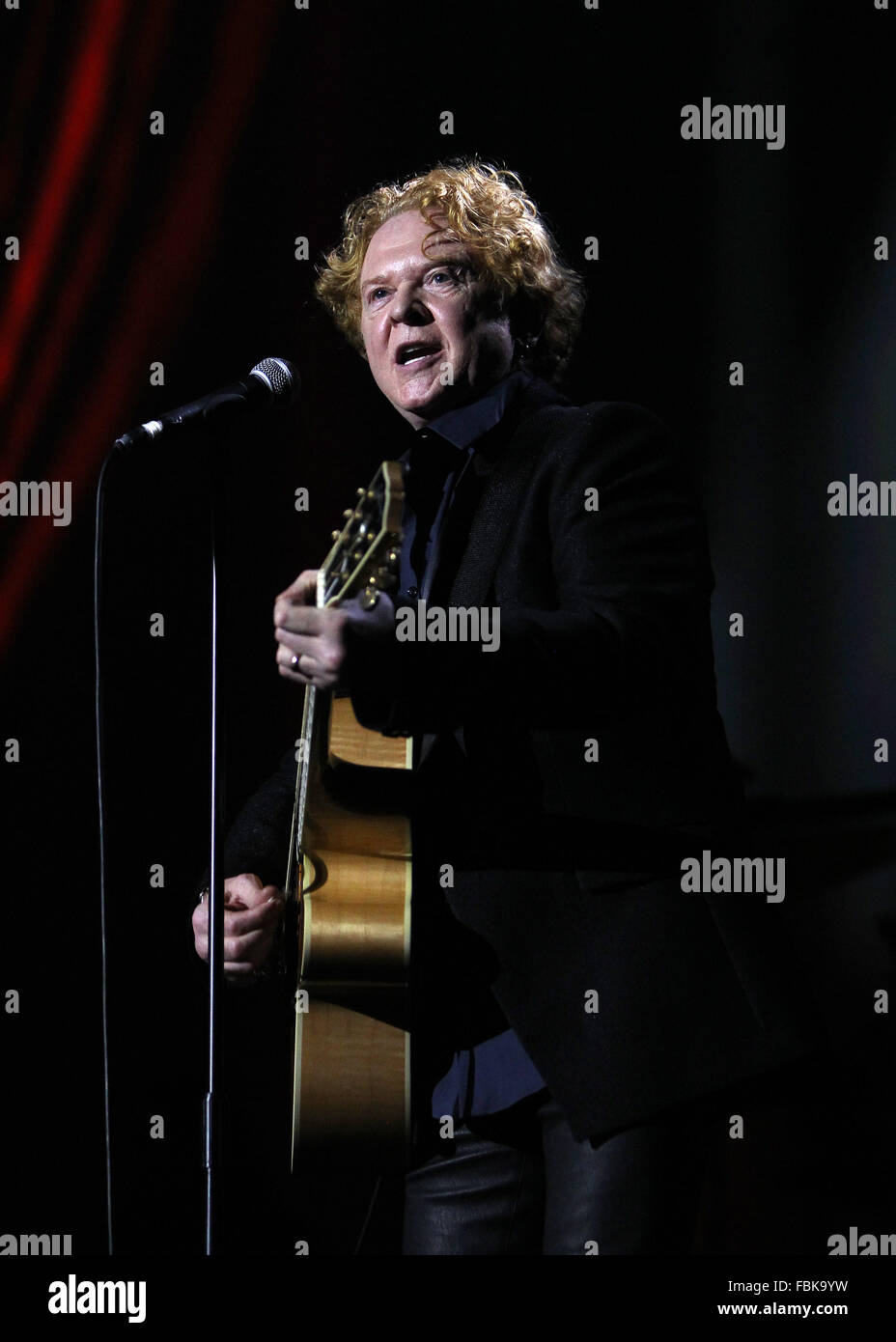 Mick Hucknell performing with Simply Red at the O2 Arena Featuring ...