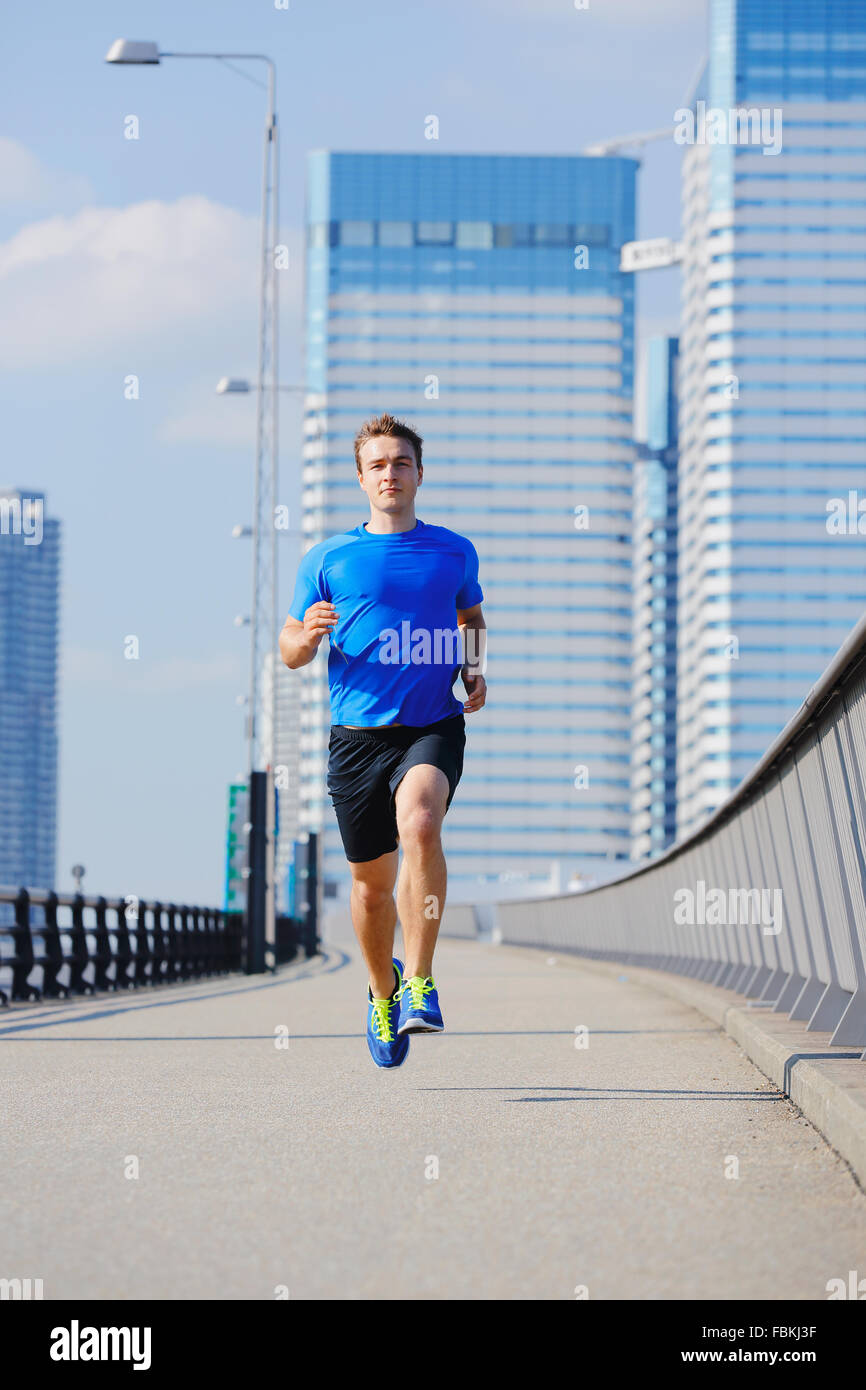 Metropolitan life health exercise hi-res stock photography and images ...