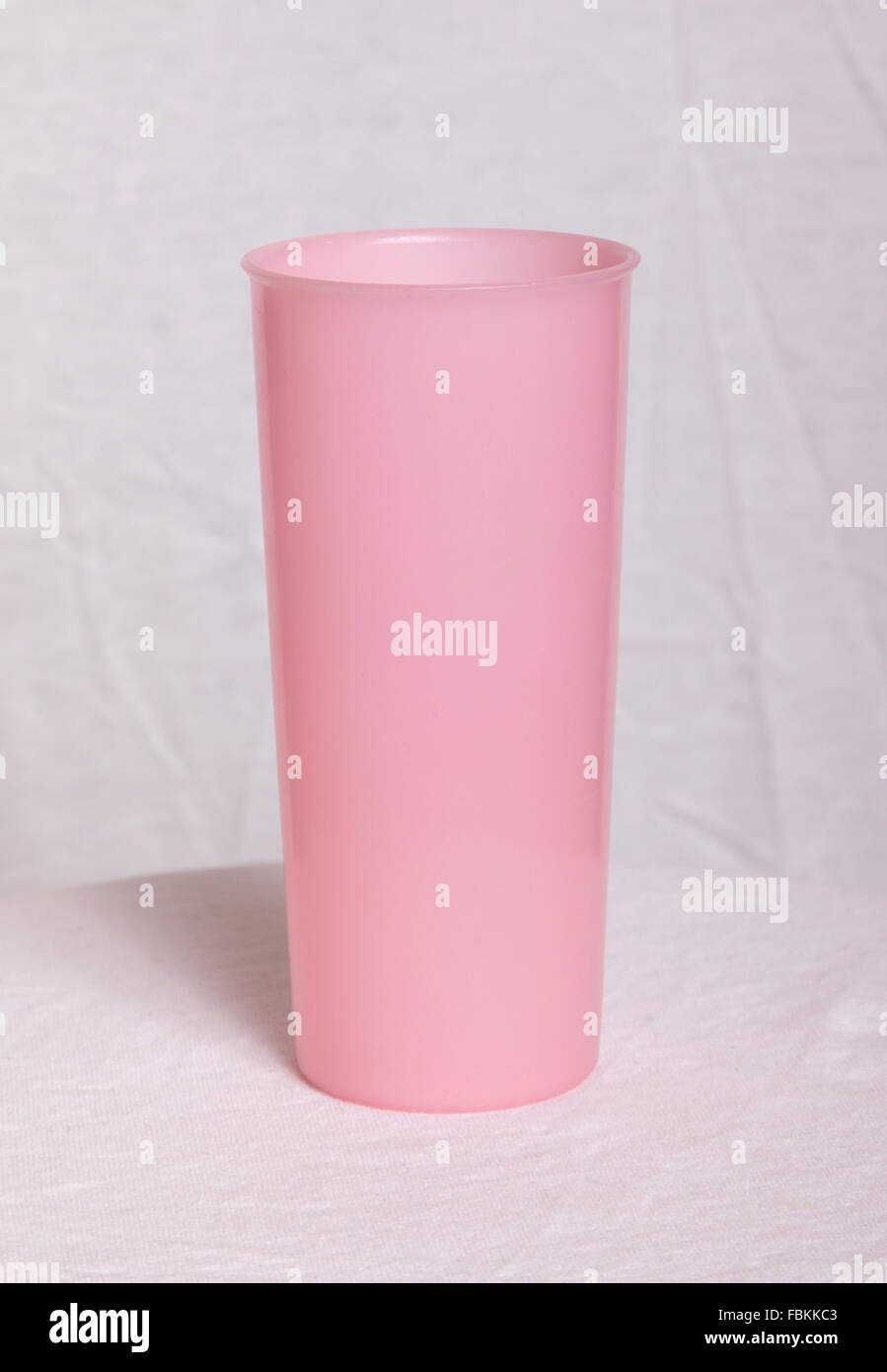 Large plastic drink cup hi-res stock photography and images - Alamy