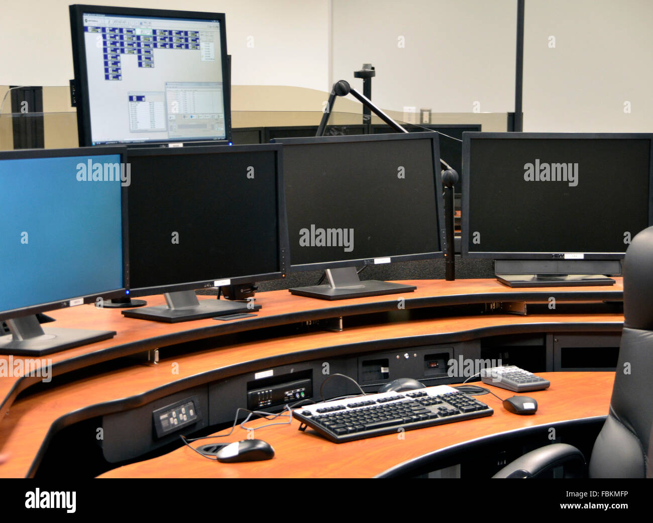 Police dispatcher hi-res stock photography and images - Alamy