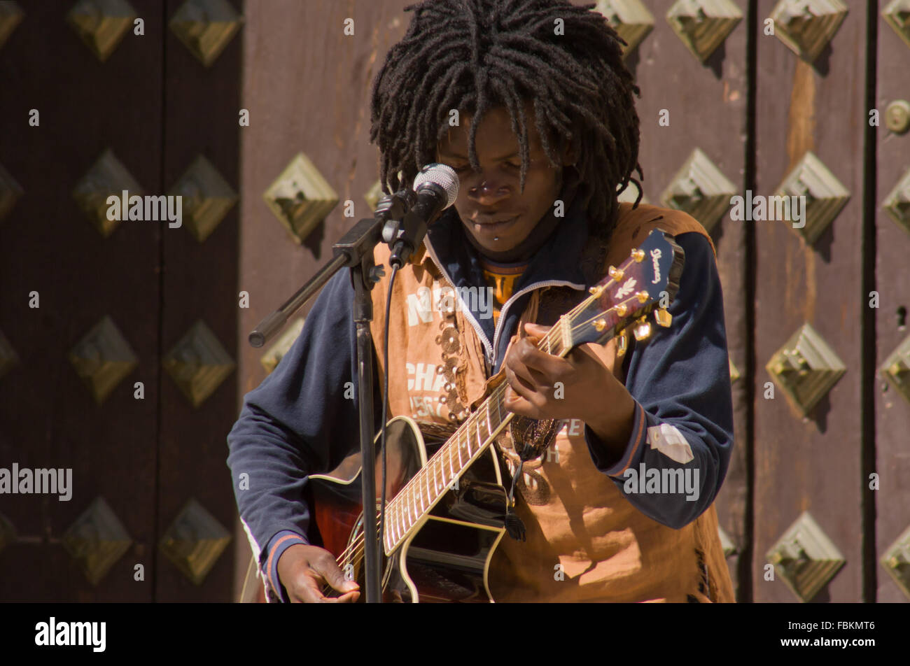 Rasta man hi-res stock photography and images - Alamy