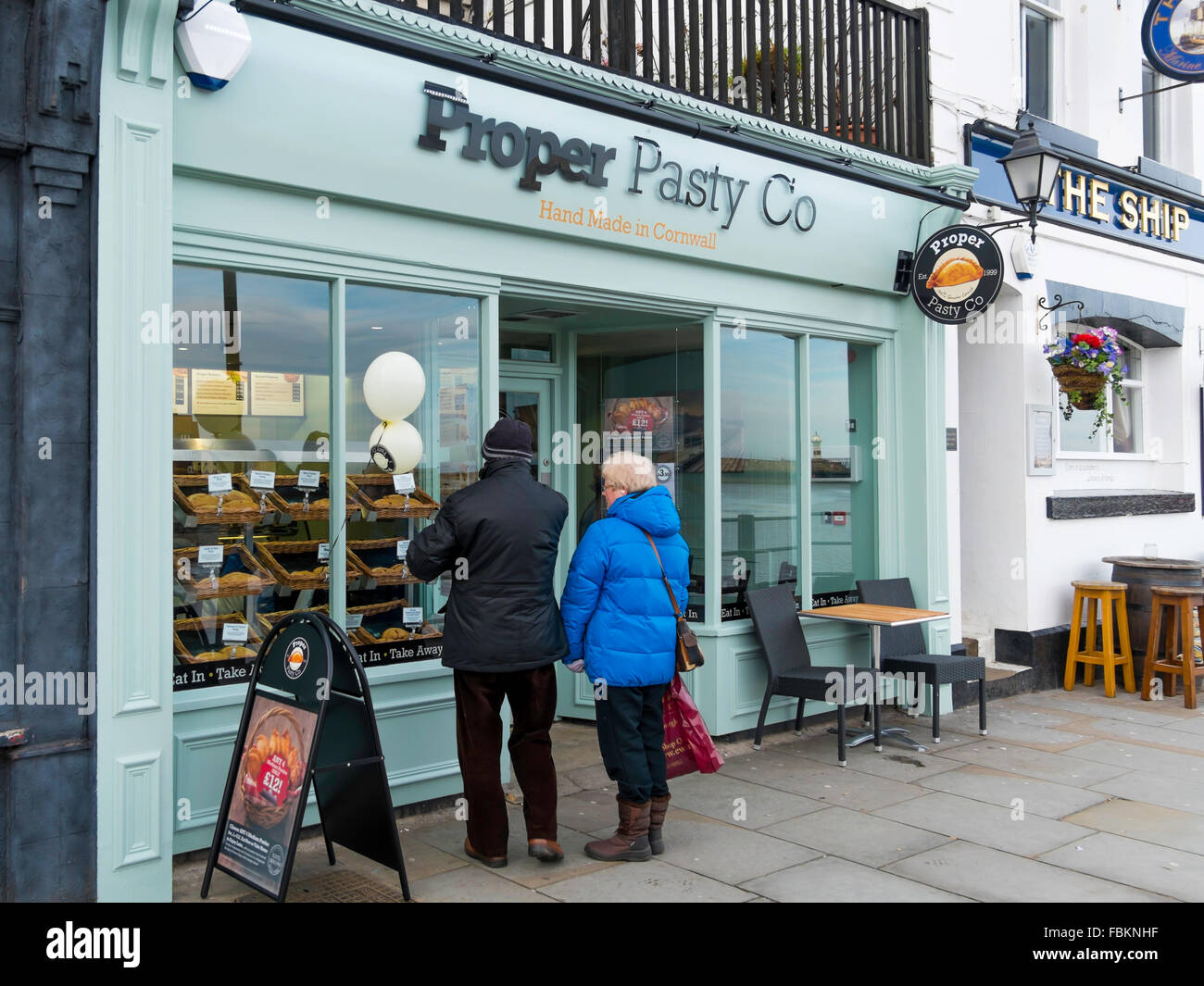 Proper cornish hi-res stock photography and images - Alamy