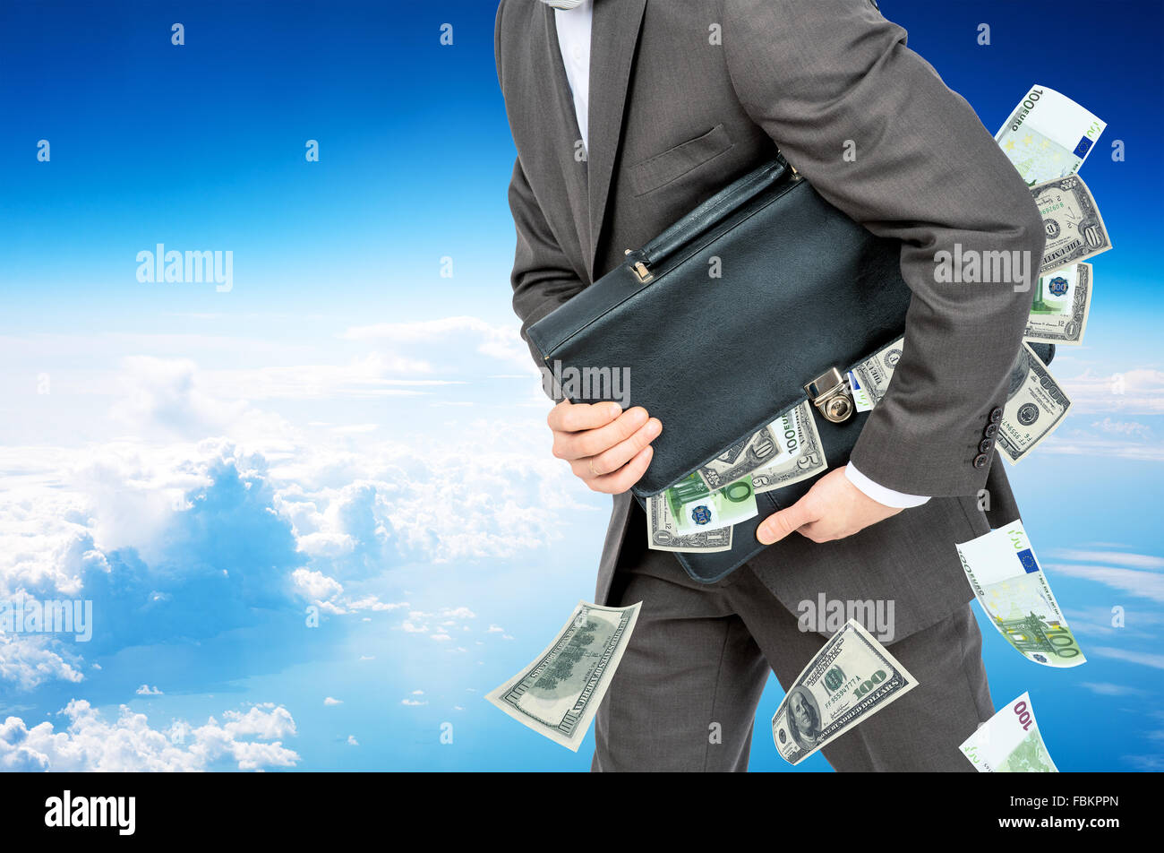 Businessman suitcase full money hi-res stock photography and images - Alamy