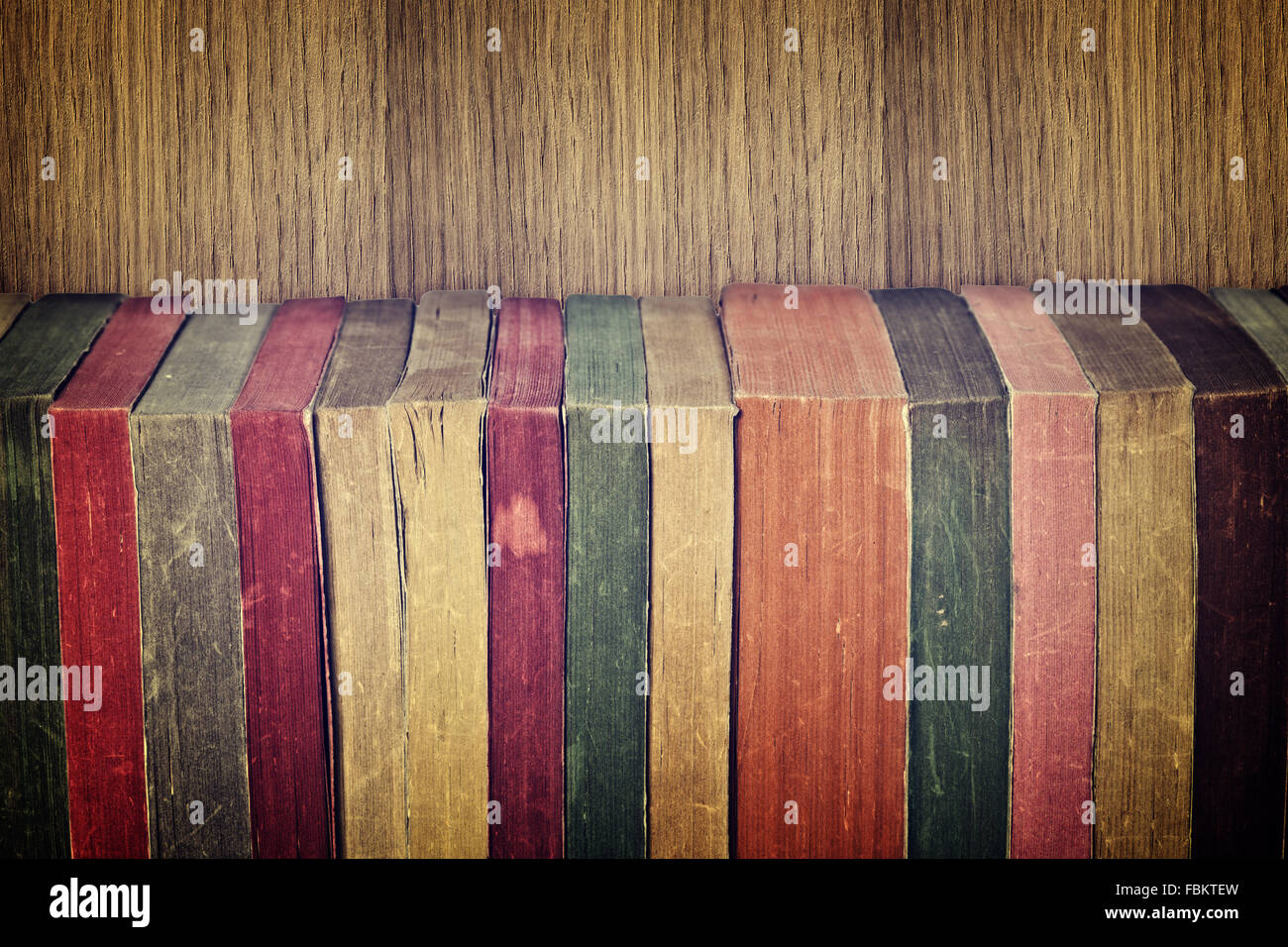 Vintage books background hi-res stock photography and images - Alamy