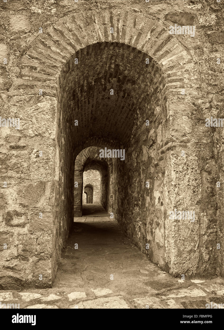 Archway in a medieval castle in Smederevo, Serbia Stock Photo - Alamy